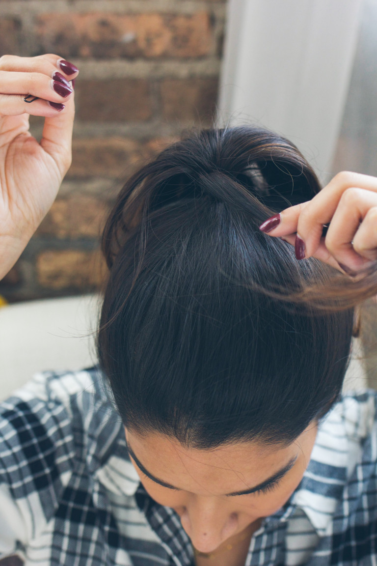 How To Create The Perfect Messy Ponytail | Lows to Luxe